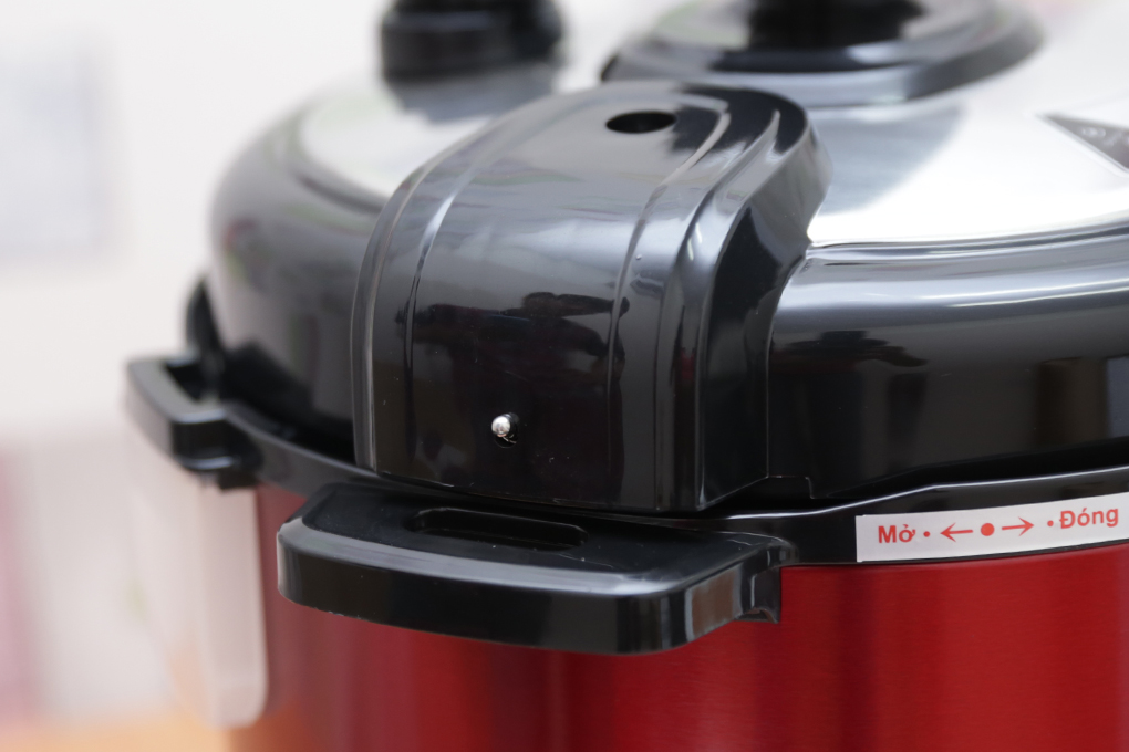 Nồi áp suất điện Sunhouse SHD-1562 6.0 lít